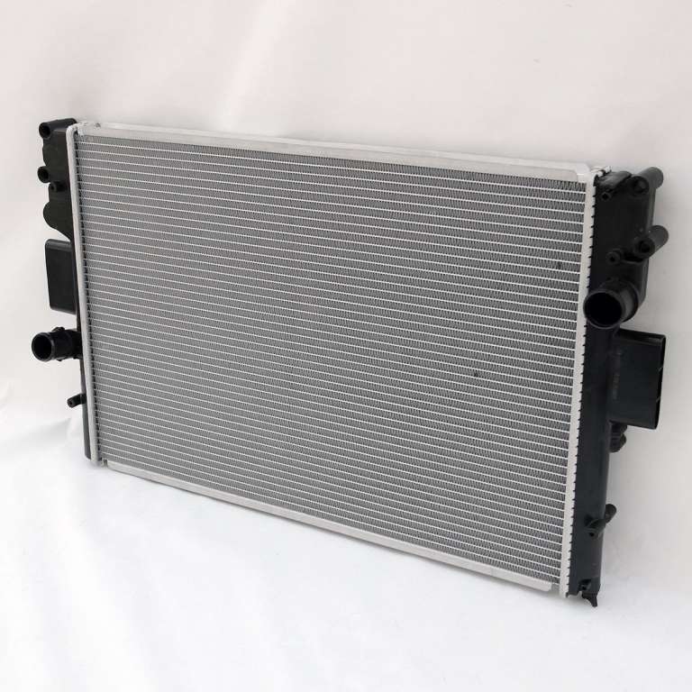 For IVECO DAILY 29L 70C 3.0 DIESEL Radiator ( Aftermarket )