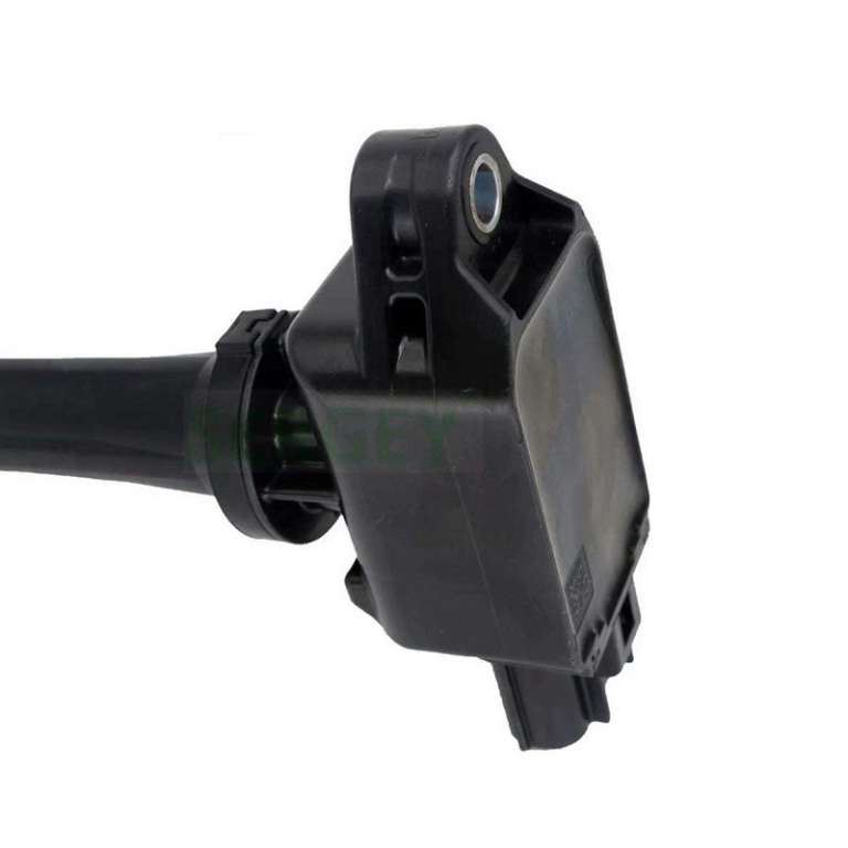 For Mazda 6 PE2018100A Ignition Coil Unit